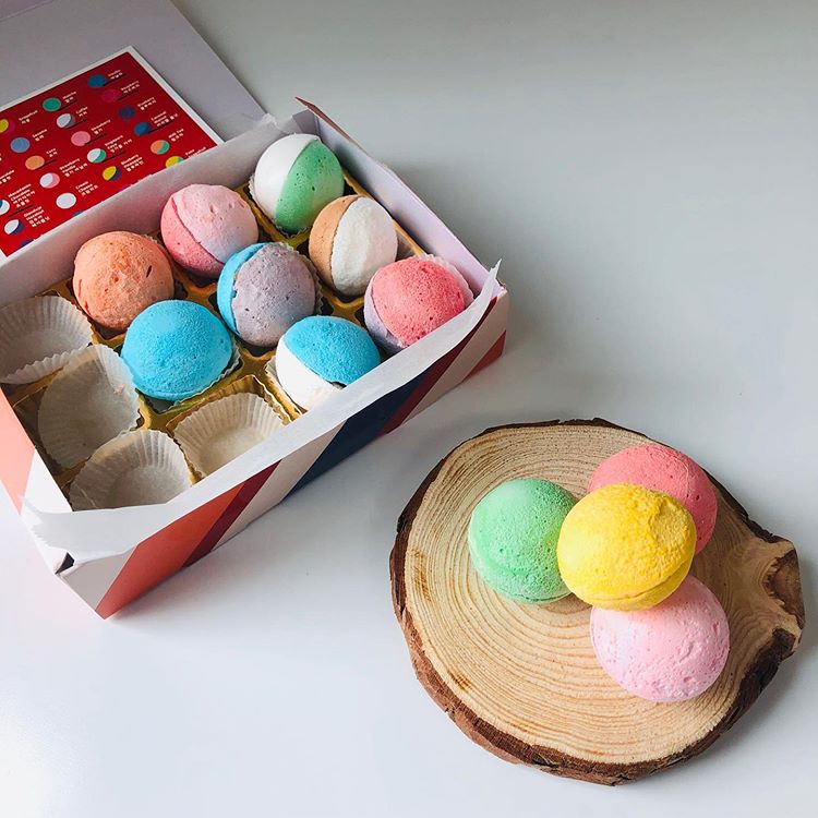 11 Gorgeous Korean Desserts To Try, Including Monochrome Cakes