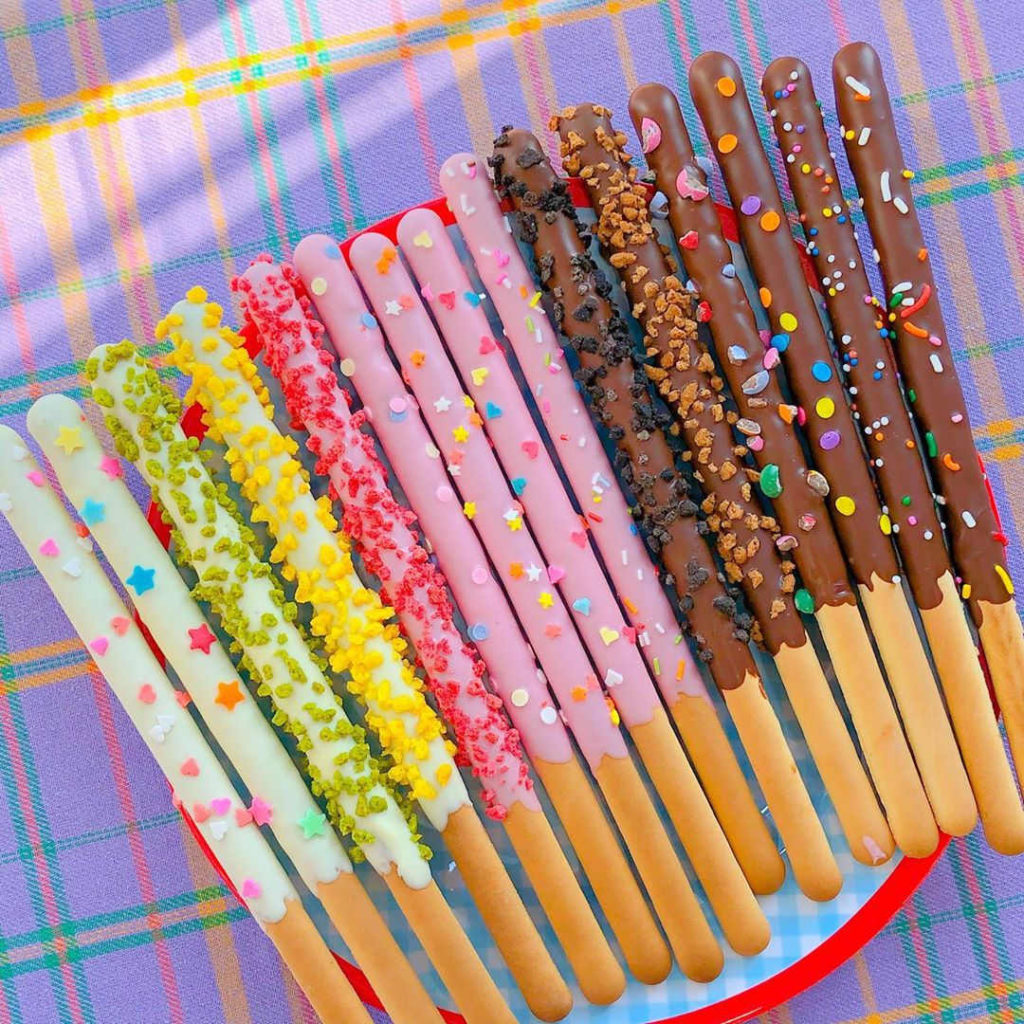 Pepero Day In Korea Inspires Over-The-Top Aesthetic Sweet Treats