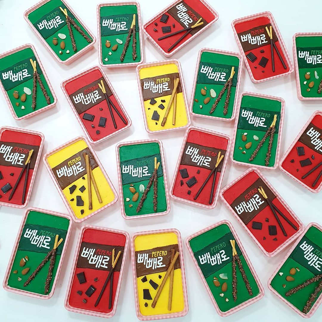 Pepero Day In Korea Inspires Over-The-Top Aesthetic Sweet Treats