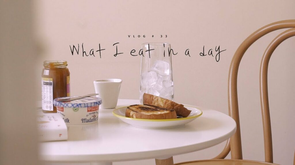 9 Aesthetic Korean Vloggers To Watch When You Need To Unwind