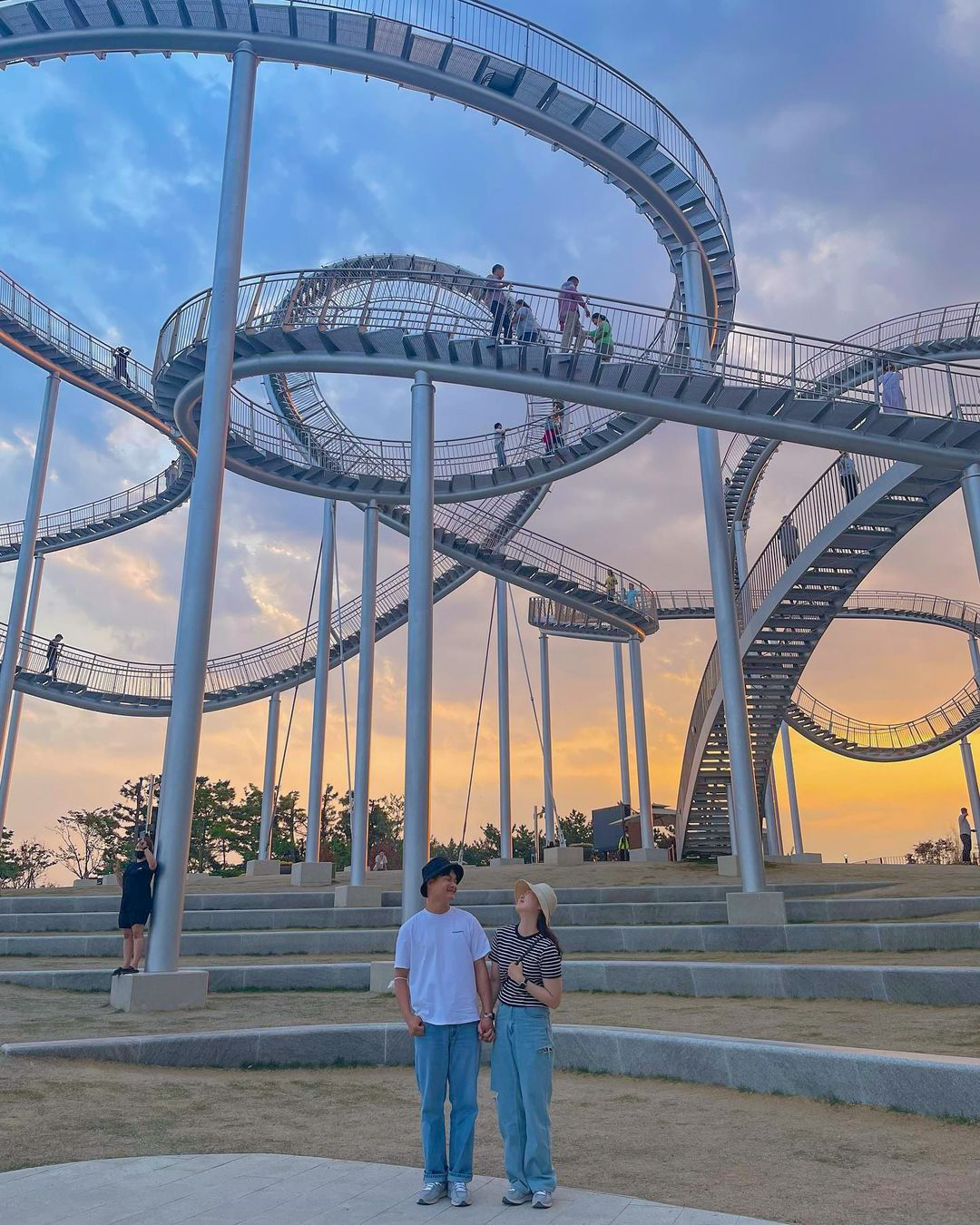 Pohang Space Walk: Korea’s Largest Walkable Art Installation