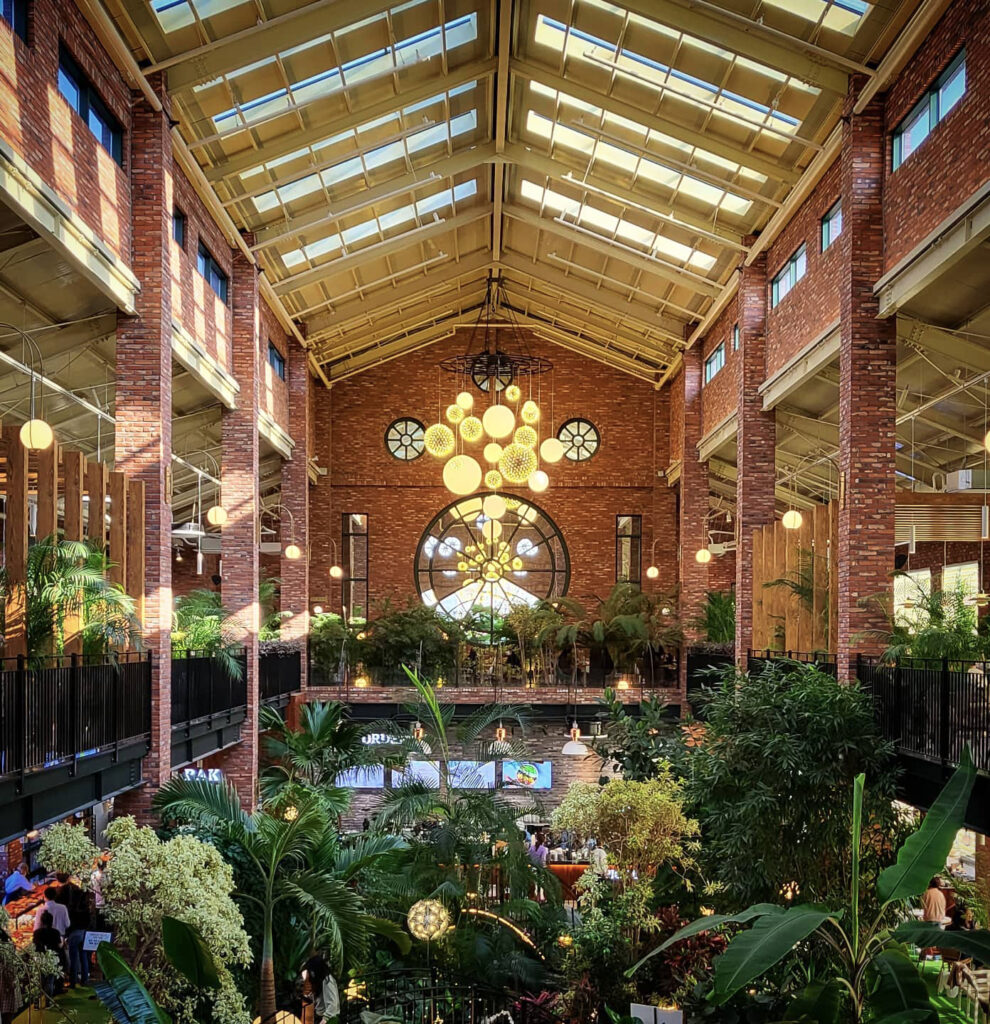 Forest Outings: Eat Croissants In A Greenhouse Cafe With A Mini Lake