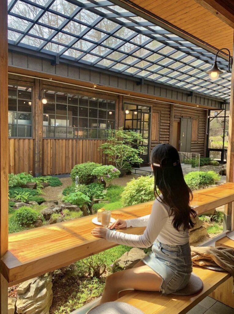 Cafe Soom: Greenhouse Cafe With A Therapeutic View To Heal Your Mind