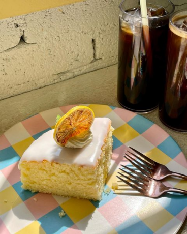 Koo Wook Hee Cafe: Dessert Shop With A Swing & Freshly Baked Cookies