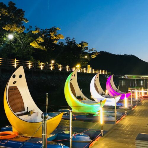 Moon Boat: A Colourful Boat Ride Experience Featured In Transit Love 2