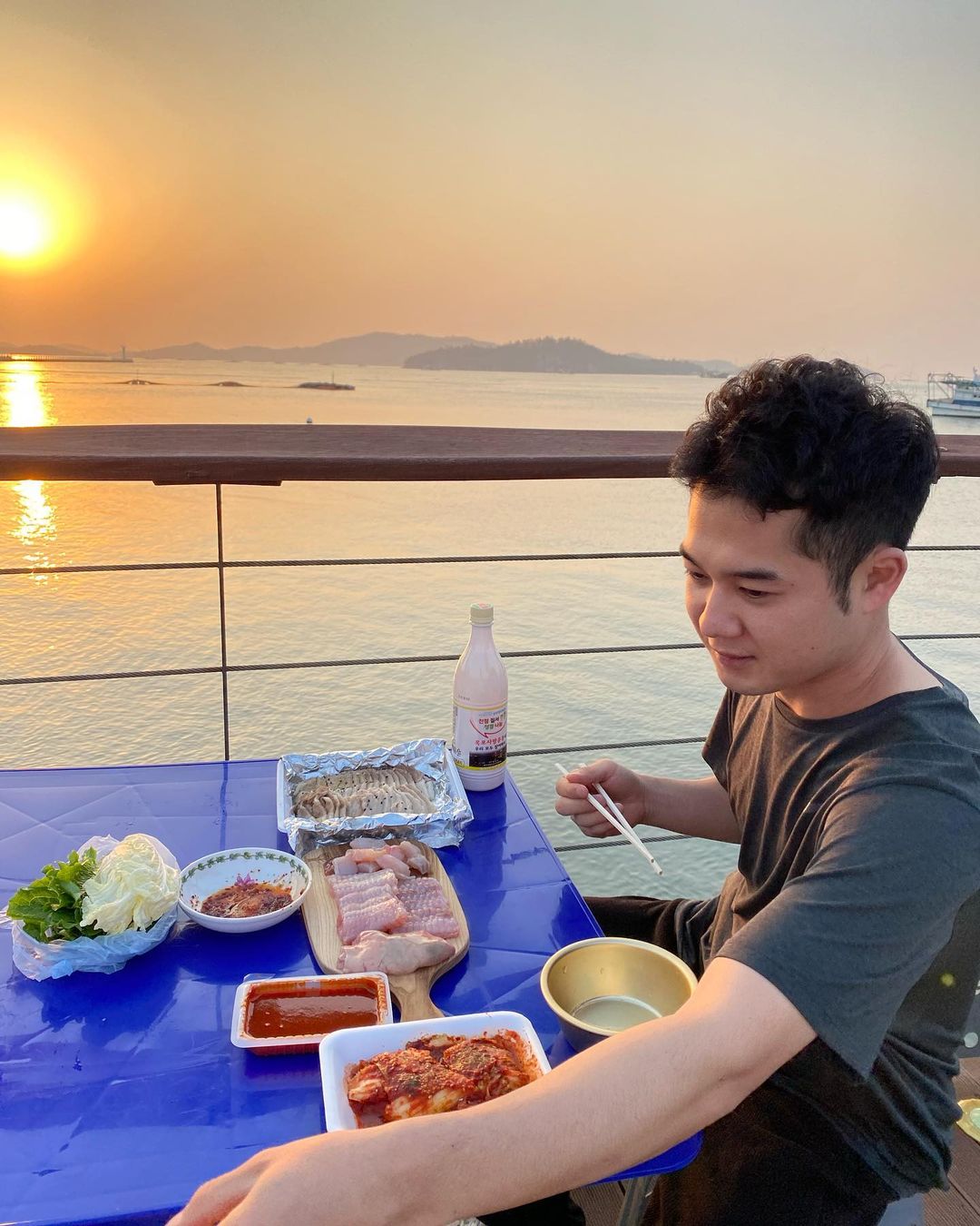 7 Fish Markets In Korea Where You Can Feast On Fresh King Crabs