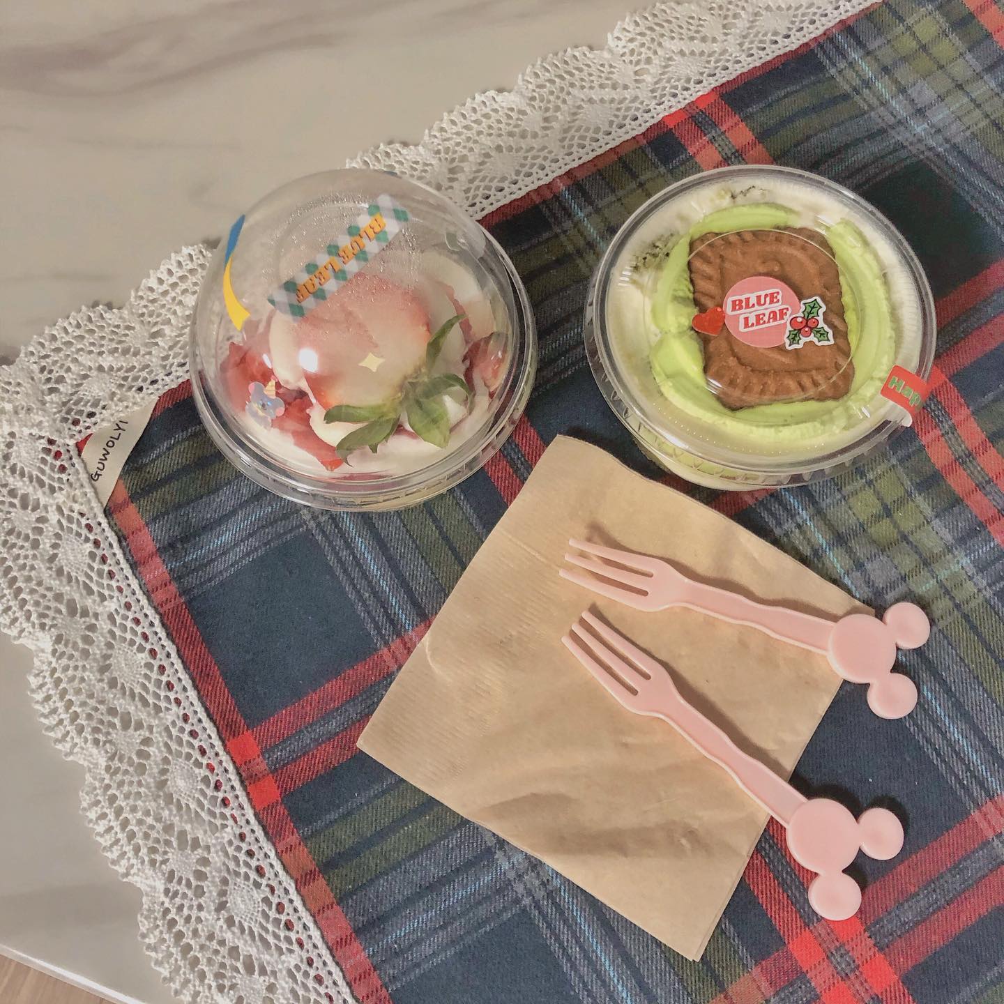 Blue Leaf: Y2K Cafe To Live Out Your Chick Flick Main Character Moment