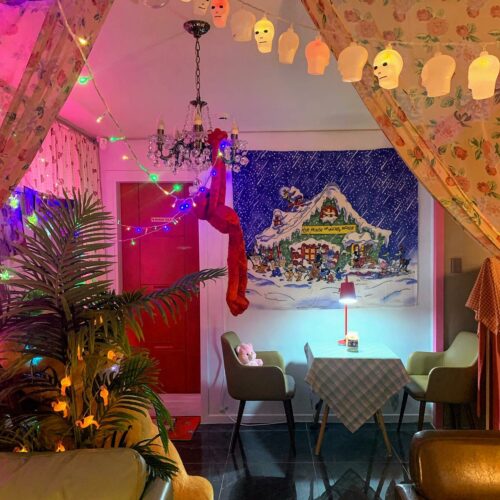 Blue Leaf: Y2K Cafe To Live Out Your Chick Flick Main Character Moment